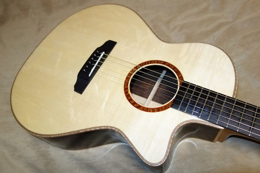 MACギター MAC Guitars